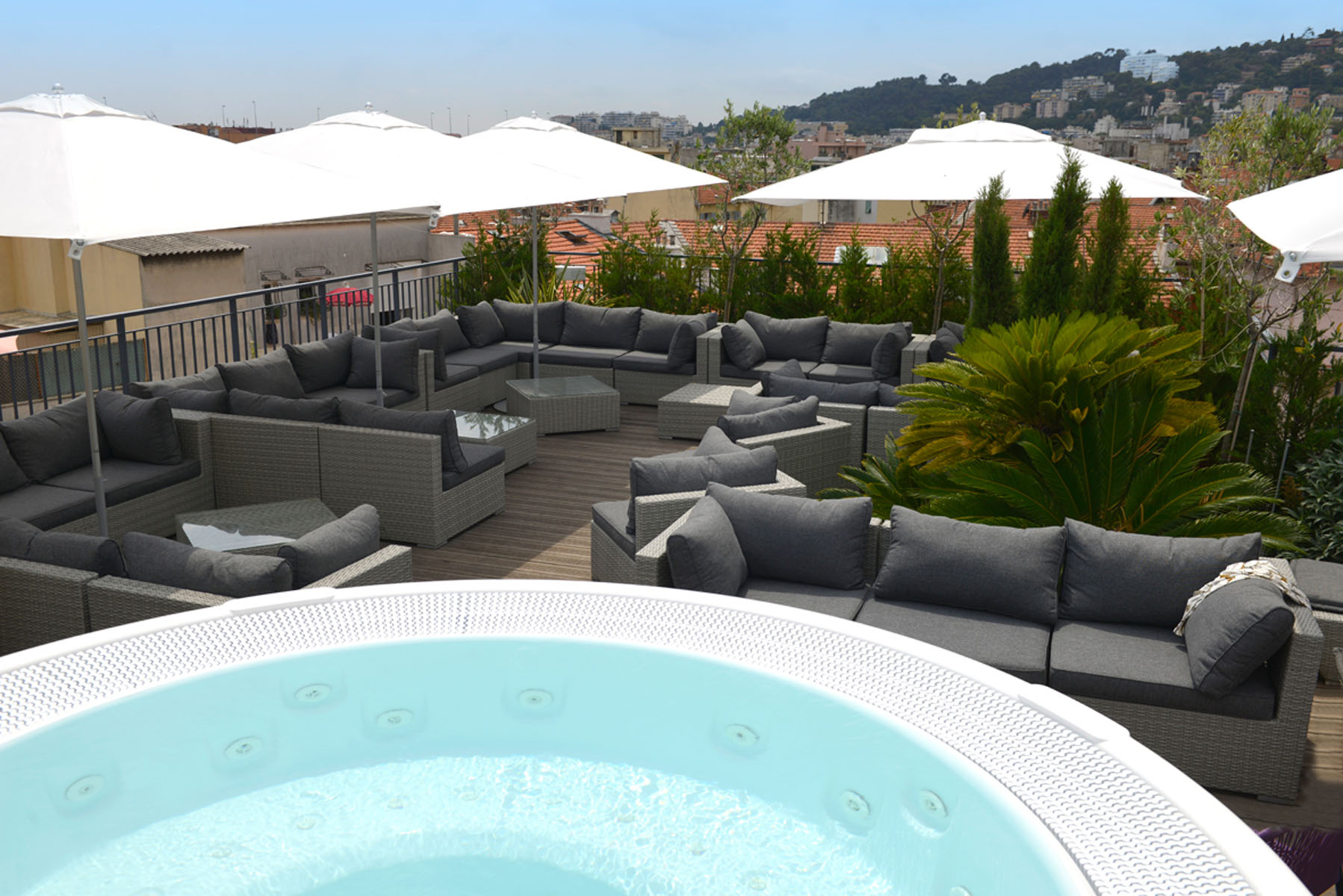 Restaurants et bars en toit-terrasse et Rooftops à Nice - Idées d'évasion